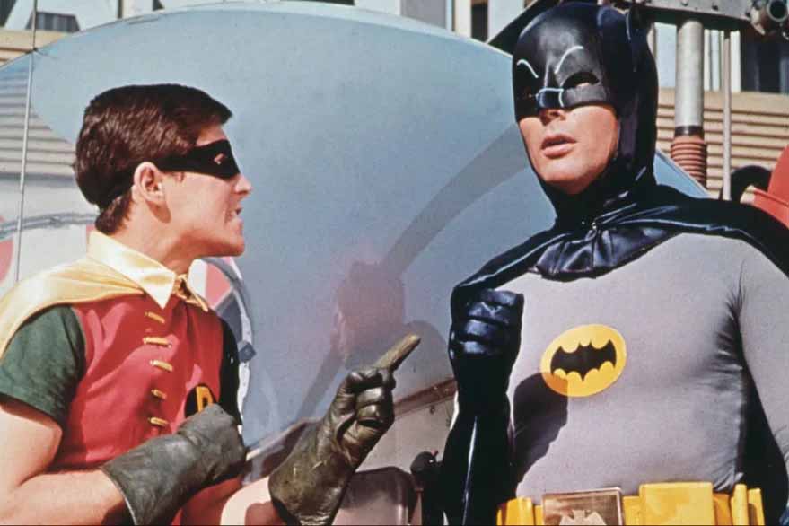 Es oficial: Robin, el compañero de Batman, se reconoce bisexual en un ...